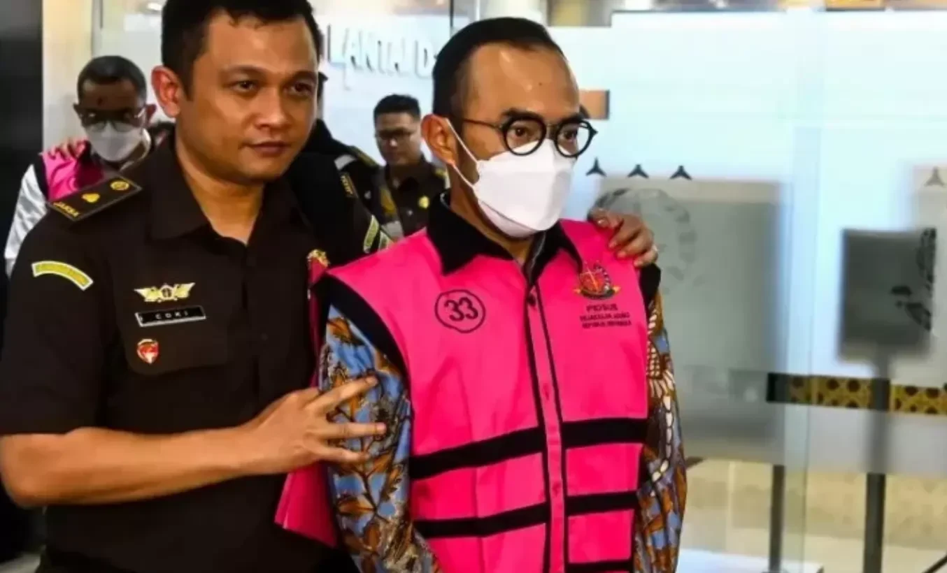 Akankah Kasus Oplosan Pertamina Senasib dengan Kasus Pagar Laut ...