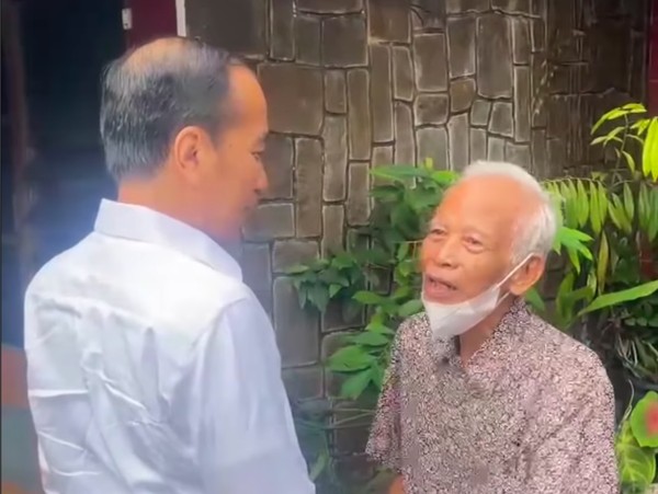 Finally, Mr. Kasmujo Said: Bukan Pembimbing Skripsi, Neither Academic ...